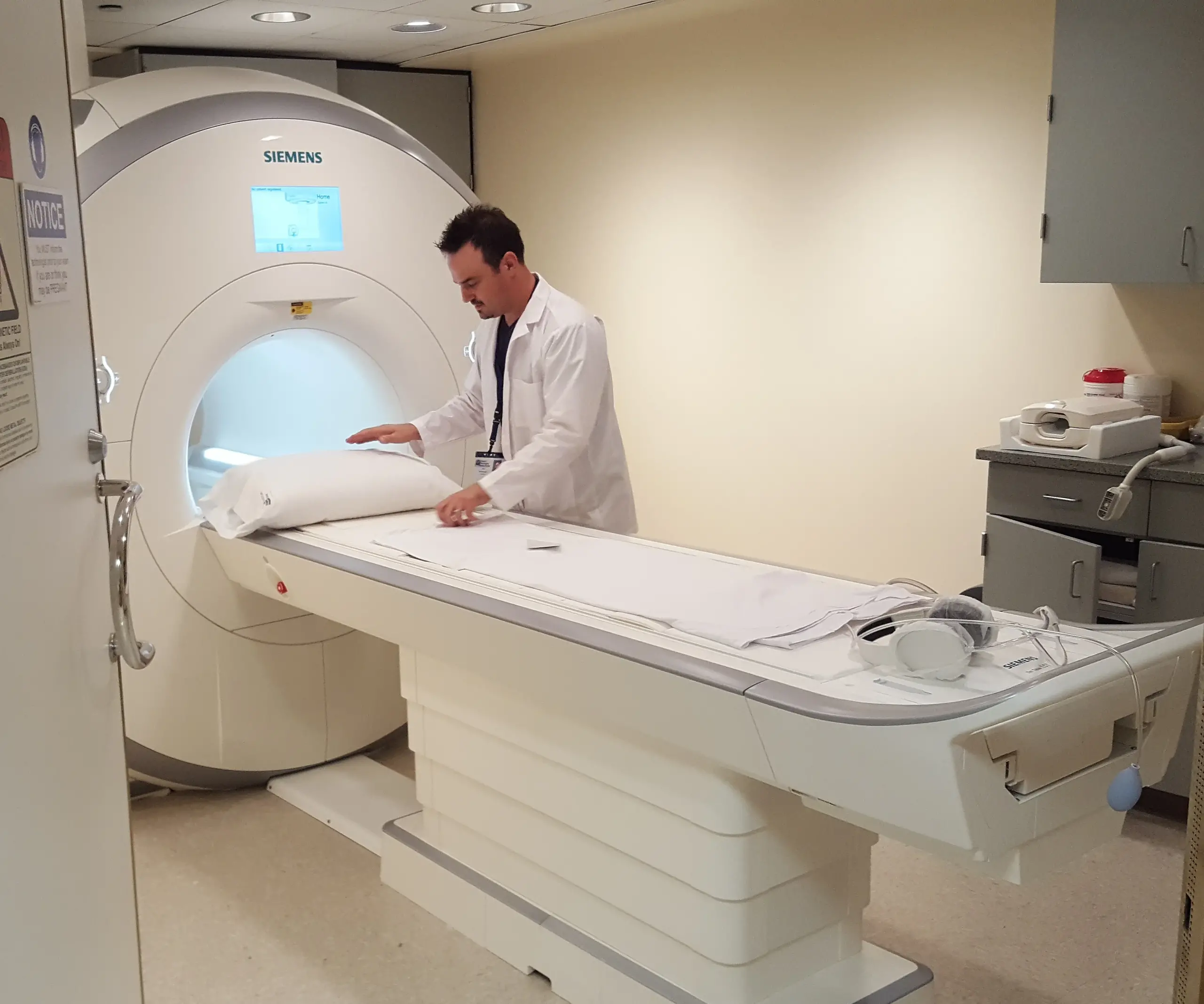 Imaging Center: Ultrasound, MRI, CT, X-ray | Western Washington Medical ...